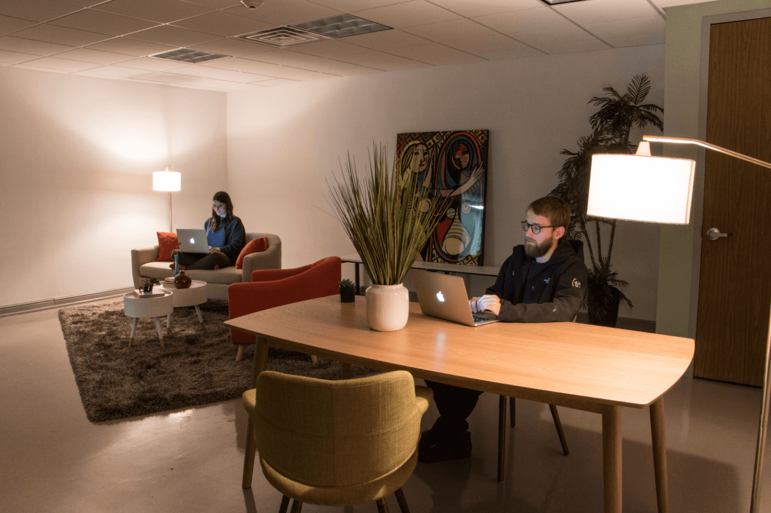 5 Questions to Ask When Touring a Meeting Room or Coworking Space - C615